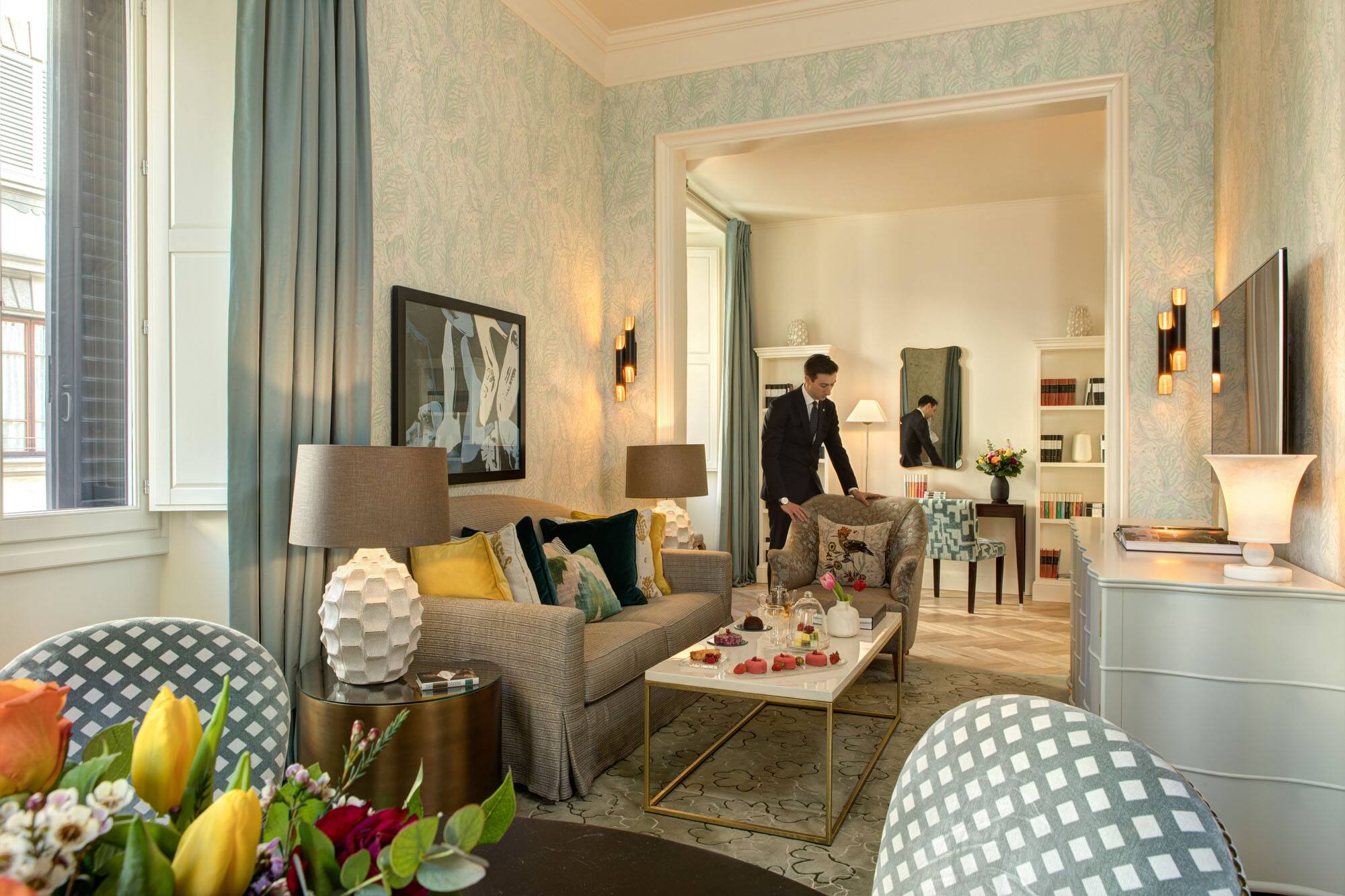 Deluxe Suite | 5-Star Hotel in Florence | Hotel Savoy
