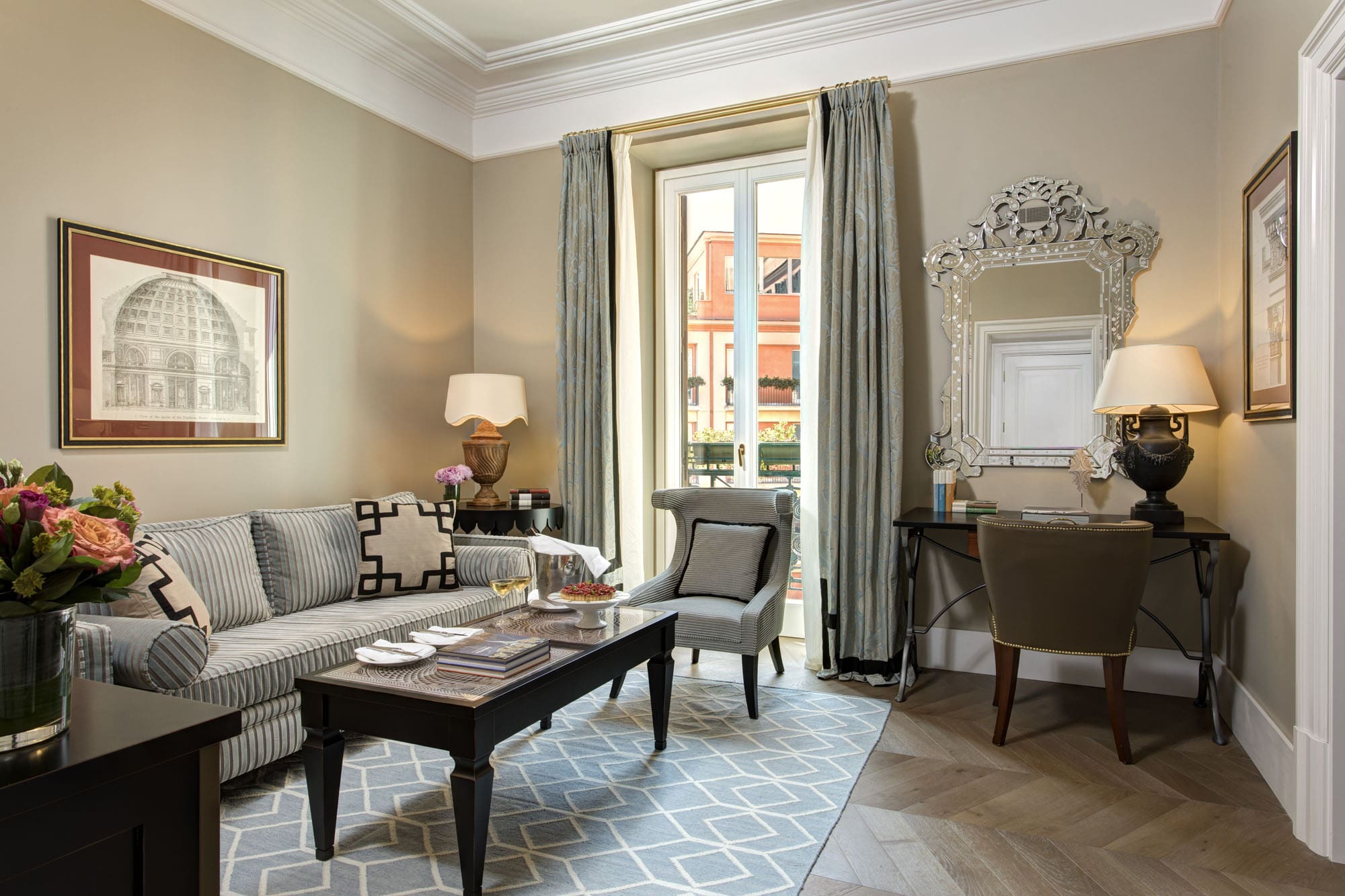 Deluxe Suite | 5-Star Hotel in Rome | Hotel de la Ville